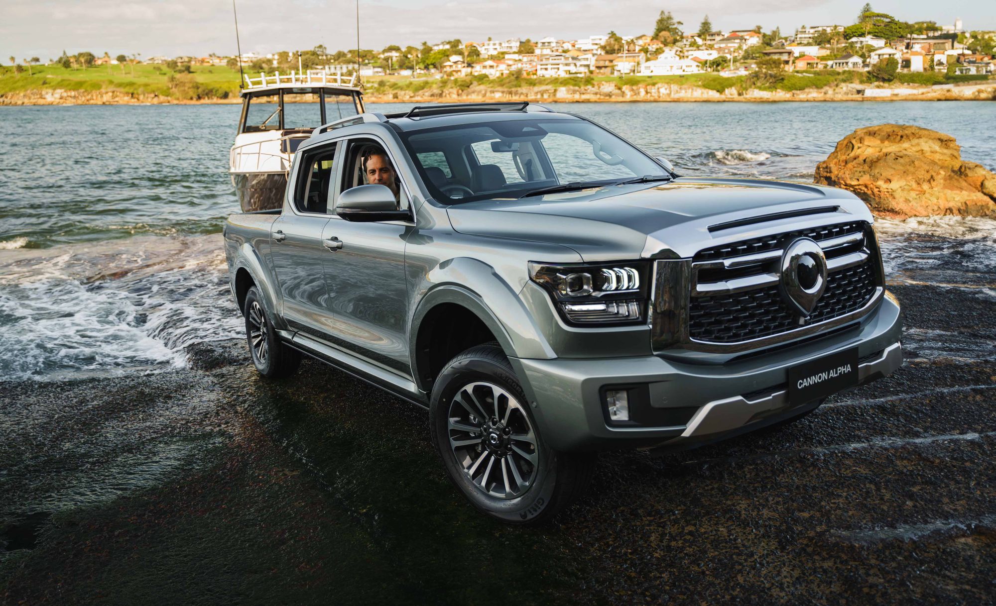 Cannon Alpha Exterior - Adventure with Elegance and Capability | GWM